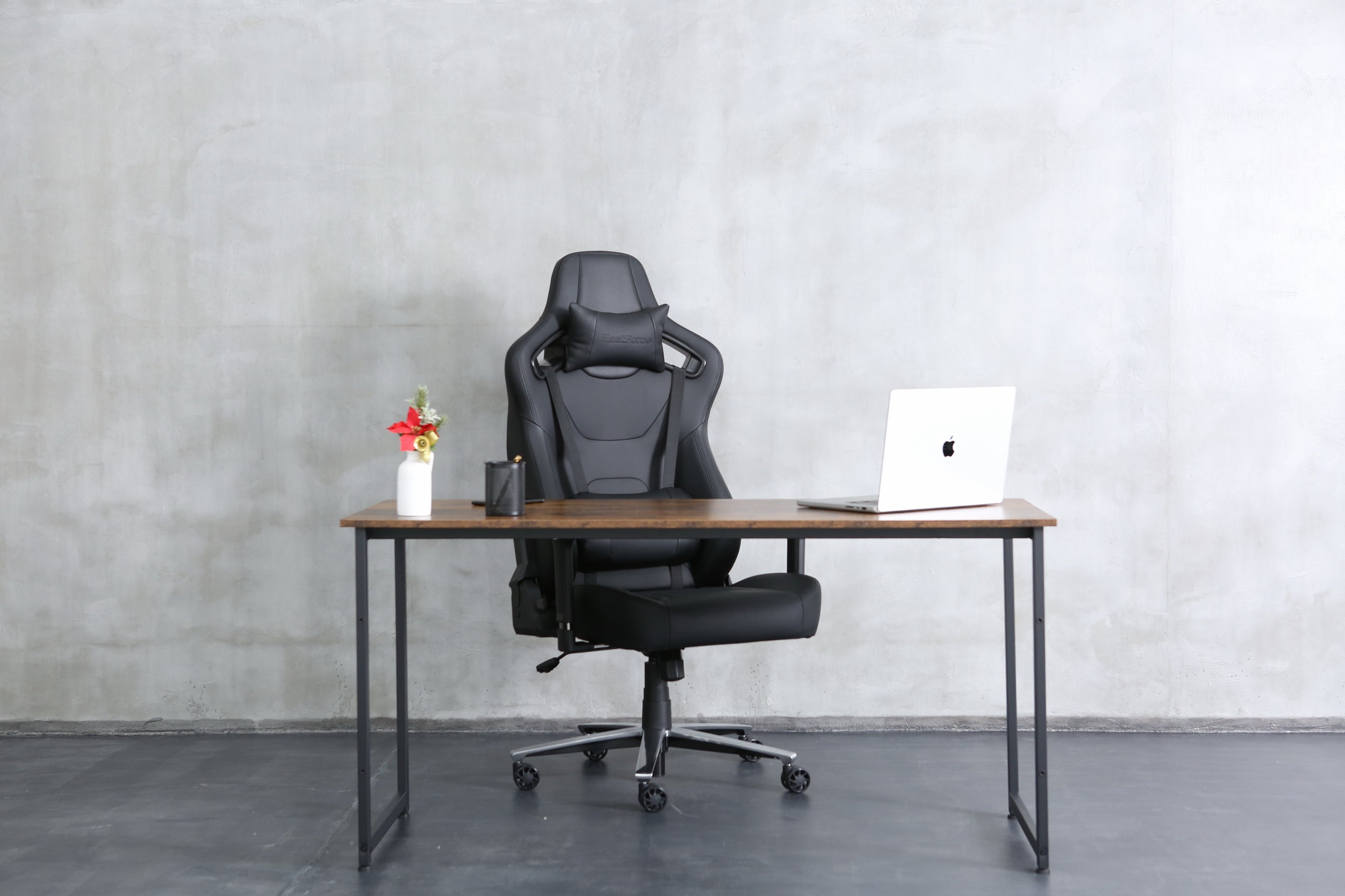 ALTIMAS(アルティマス) ハイエンドモデル フットレスト搭載 – EastForce 公式サイト