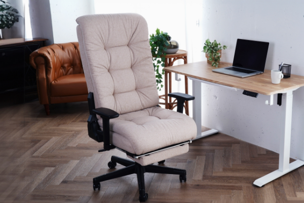 EastForce ALIEN CHAIR(エイリアンチェア) オフィスチェア – EastForce 公式サイト